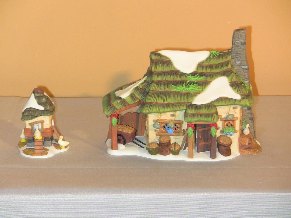 Department 56 McShane Cottage # 58444 Dickens' Village Series | eBay