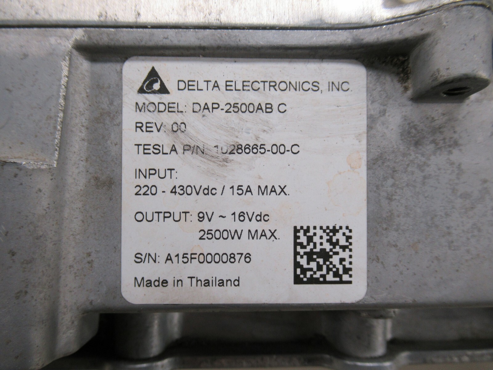 TESLA MODEL S DC-DC CONVERTER DELTA ELECTRONICS DAP-2500AB C 1028665-00 ...