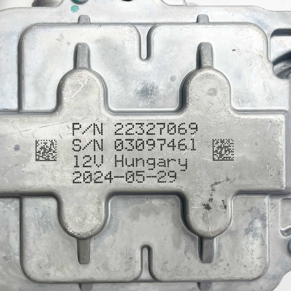 New 12V Control Solenoid Valve for 22327069 21935705 Volvo Mack I-Shift ...