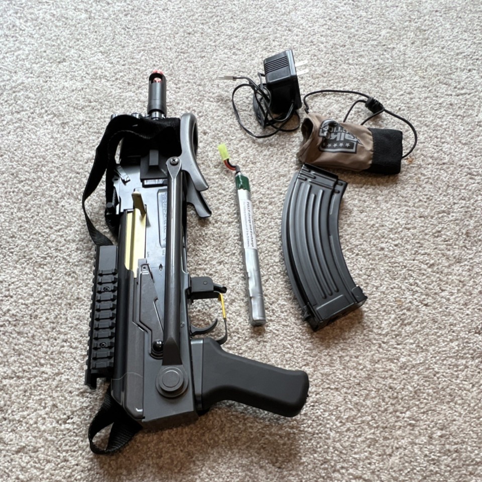 Crosman Pulse R76 Electric Airsoft Rifle Battery Charger Magazine ...