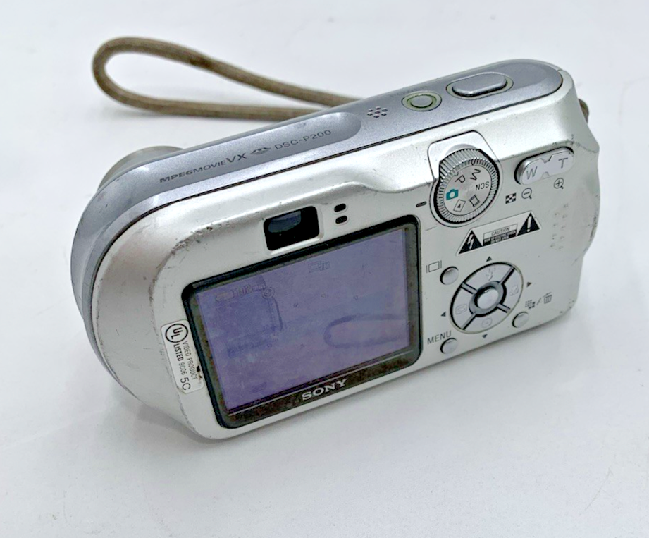 Sony Cyber-Shot DSC-P200 3x Optical Zoom 7.2MP Silver Digital Camera W ...