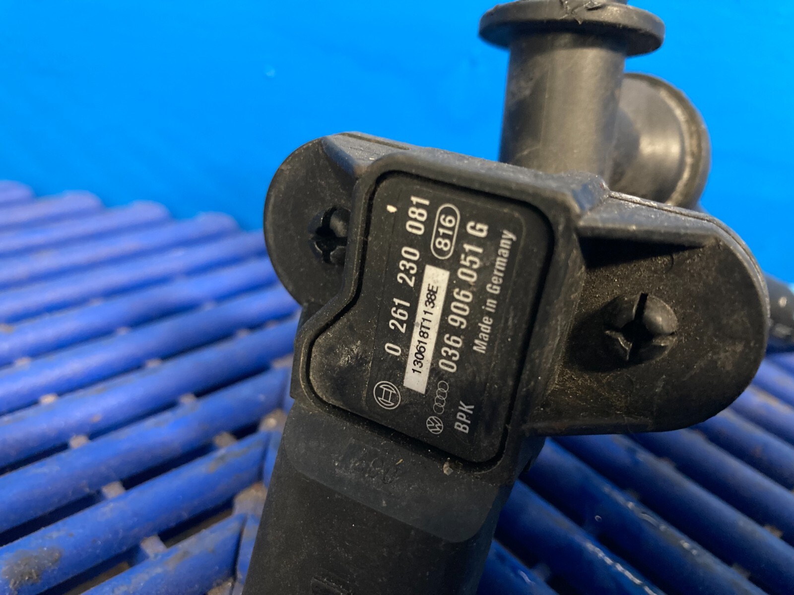 Audi A6 C7 2.0 TDI Pressure Sensor On Pipe 036906051G 4G2611931E ...