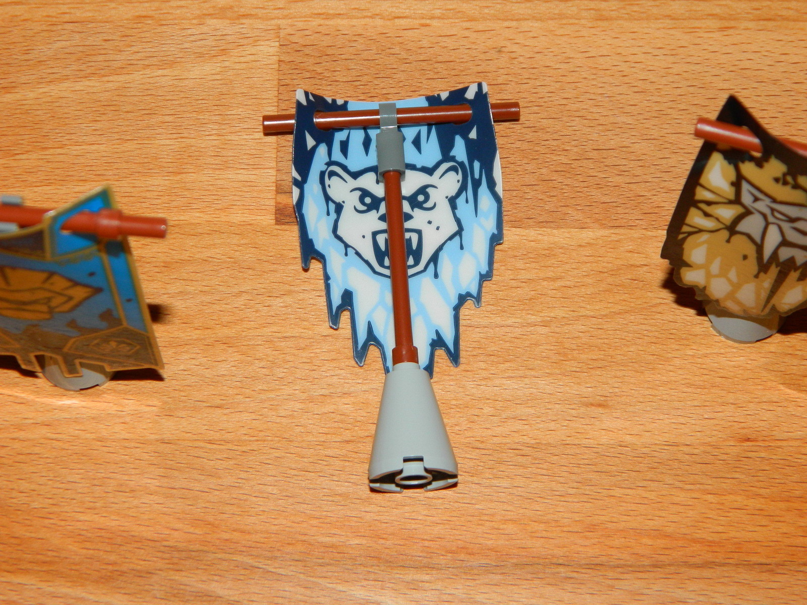 LEGO BANNERS flags x4 accessoriesfor minifigures castle knight chima 19 ...