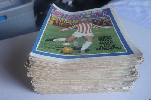 Fifty Shoot! Football magazines 1970 Bulk Job Lot | eBay