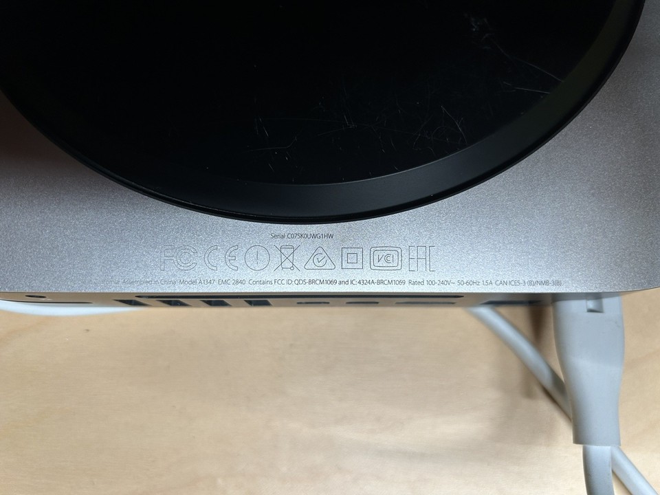 Apple Mac mini A1347 Desktop - MGEM2D/A (Oktober, 2014) mit 500 GB SSD ...