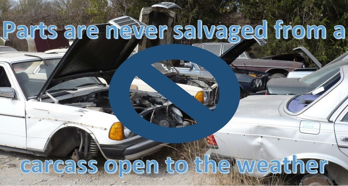 2003 Mercedes R230 SL500 Right Rear cover jack hole 2306981230 Silver ...