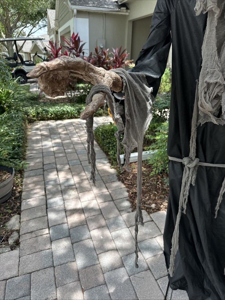 Pestilence The Smoldering Reaper Spirit Halloween Animatronic Prop ...