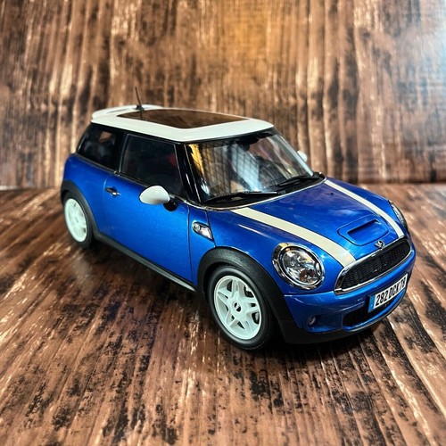 KYOSYO 1/18 MINI COOPER S LaserBlue R56 / KYOSHO Mini Cooper S Laser ...