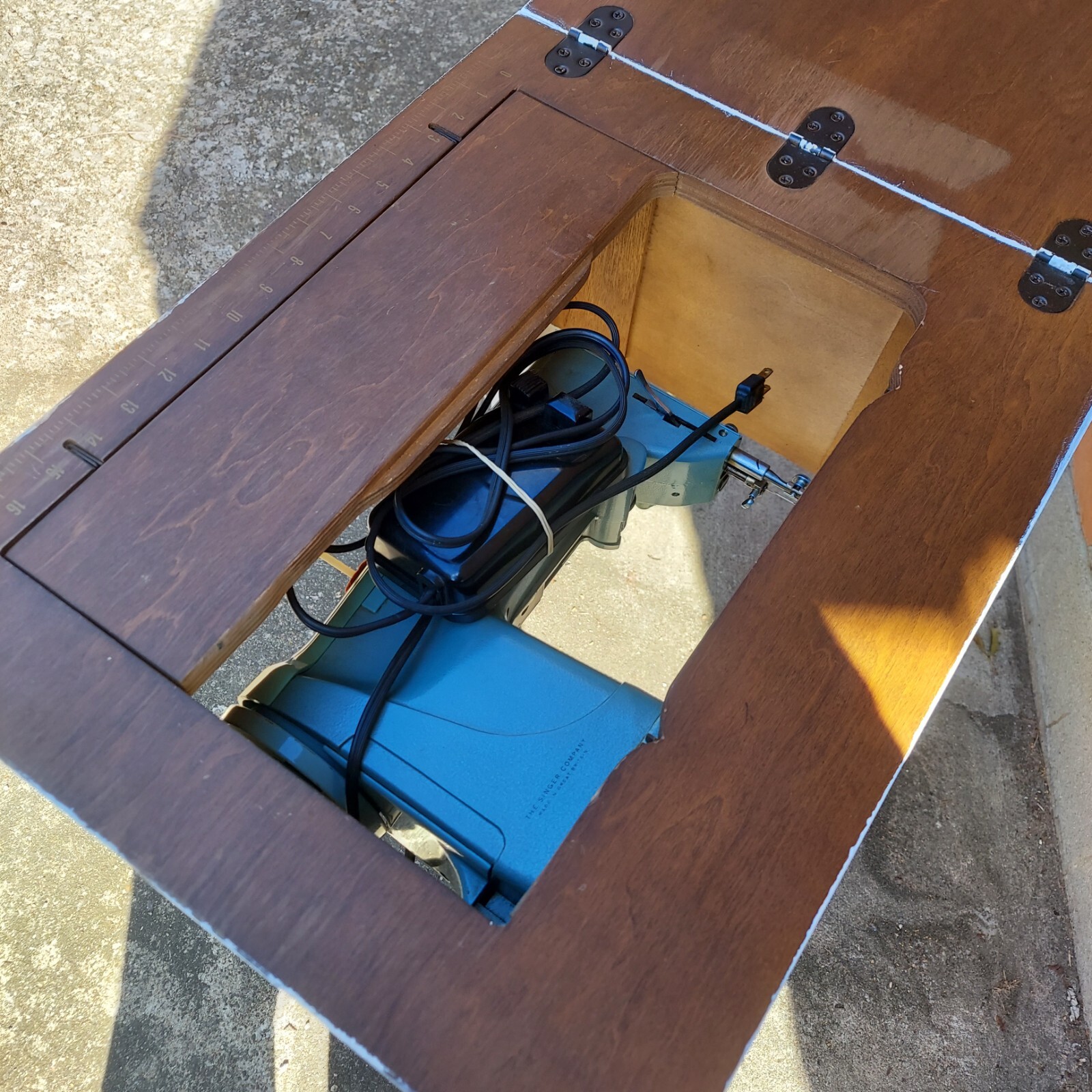 Vintage Singer 327 Precision Heavy Duty Zigzag Sewing Machine Made in ...