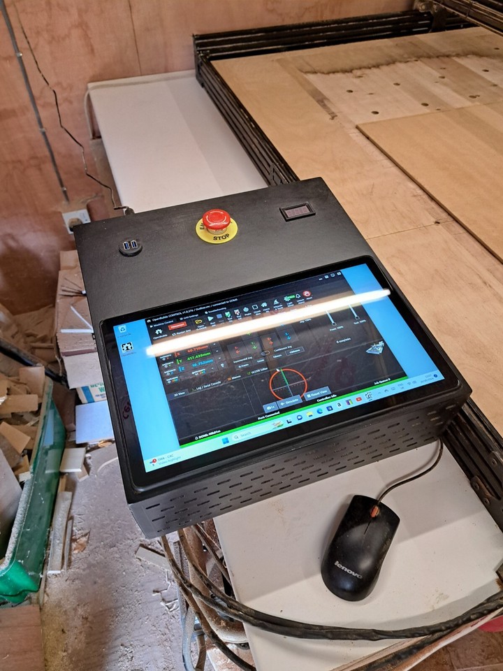 Ooznest OX CNC Router 1500 x 1500 complete with Dewalt Router and ...