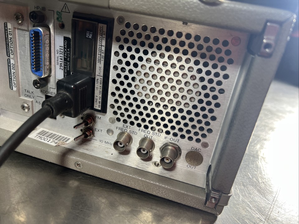 HP/Agilent 5342A - DC to 18 GHz Microwave Frequency Counter. Offered ...