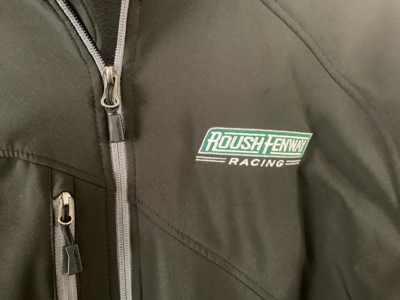Roush-Fenway Racing NASCAR Team Issued Men's Hooded Jacket Size Medium ...