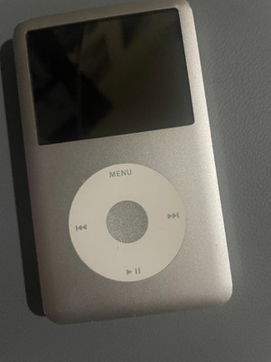Apple iPod 5th Generation Classic NOT WORKING. Used MP3 Player Vintage ...