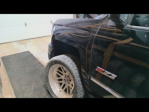 (LOCAL PICKUP ONLY) Driver Fender Classic Style Fits 14-19 SILVERADO ...