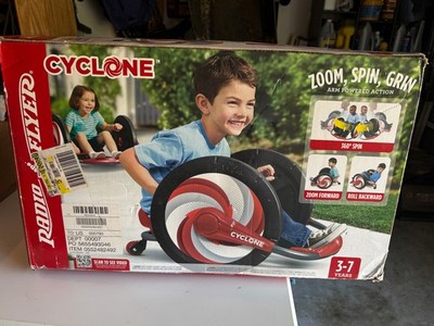 Radio Flyer Cyclone Ride-on for Kids Arm Powered 16" Wheels 360-degree ...