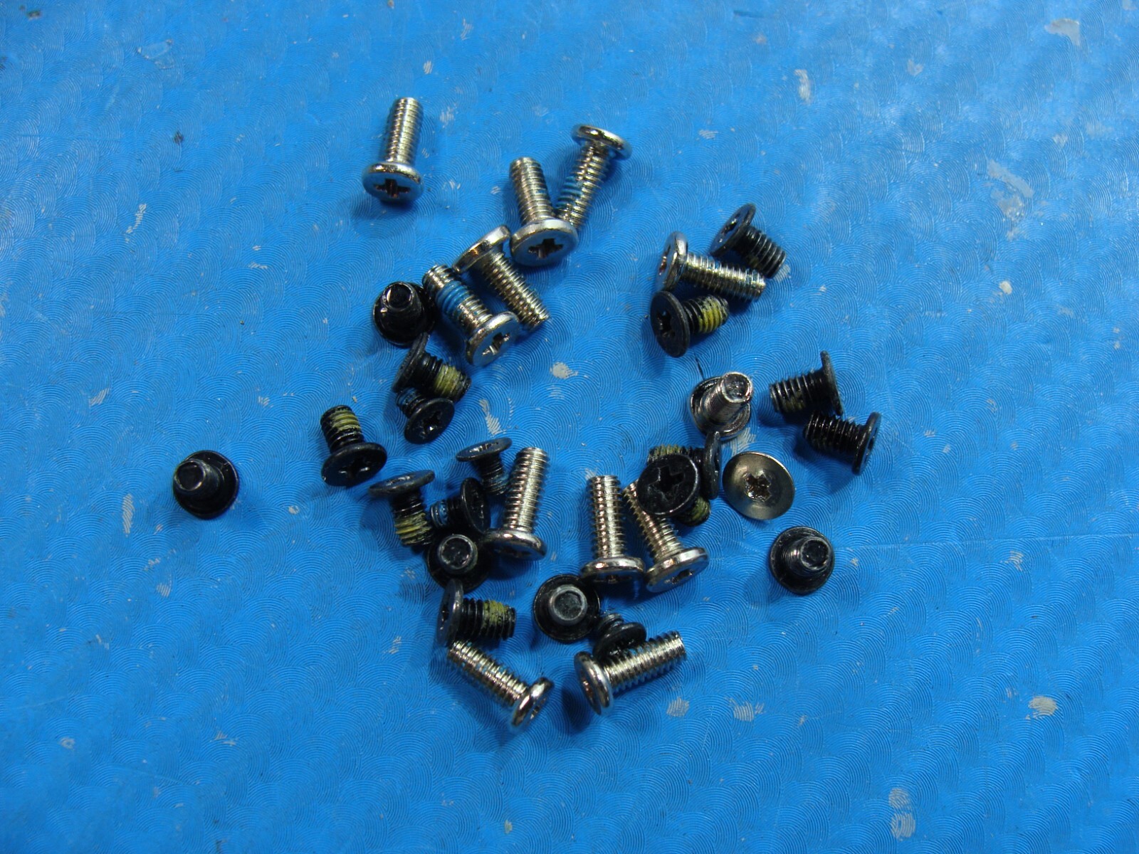 HP ENVY x360 15.6" m6-w011dx Genuine Laptop Screw Set Screws for Repair ...