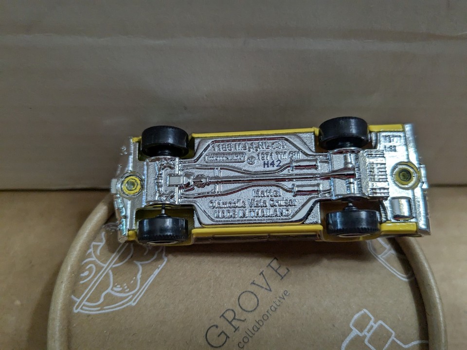 1971 OLDSMOBILE VISTA CRUISER YELLOW ONLY CAME IN A MULTI PACK MINT ...