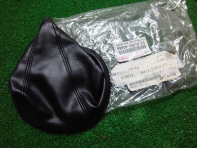 TOYOTA Genuine 00-05 LEXUS IS300 Altezza MANUAL 5-SPD SHIFT BOOT OEM ...