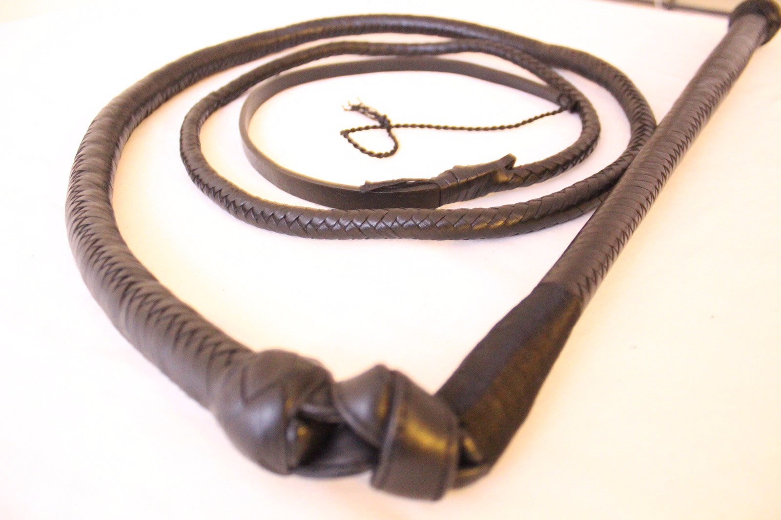 Genuine Leather Stock Whip, 6 Feet,12 Plaited,Double Belly,Heavy Duty ...