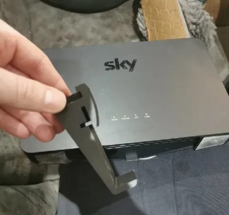 Sky SR203 Router Wall Mount Q | eBay UK