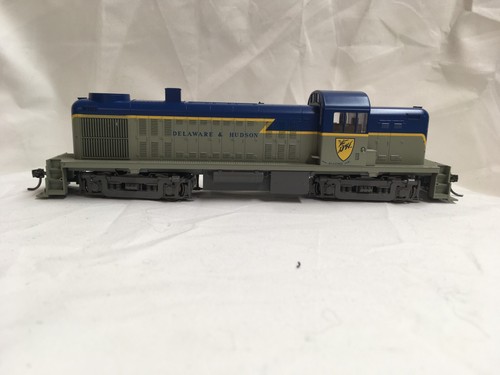 Kato D&H Lightning Stripe RS2 4025 DC power | eBay