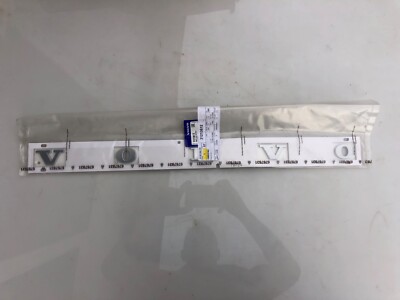VOLVO C30 EMBLEMA POSTERIORE BADGE ORIGINALE VOLVO 31213612 | eBay