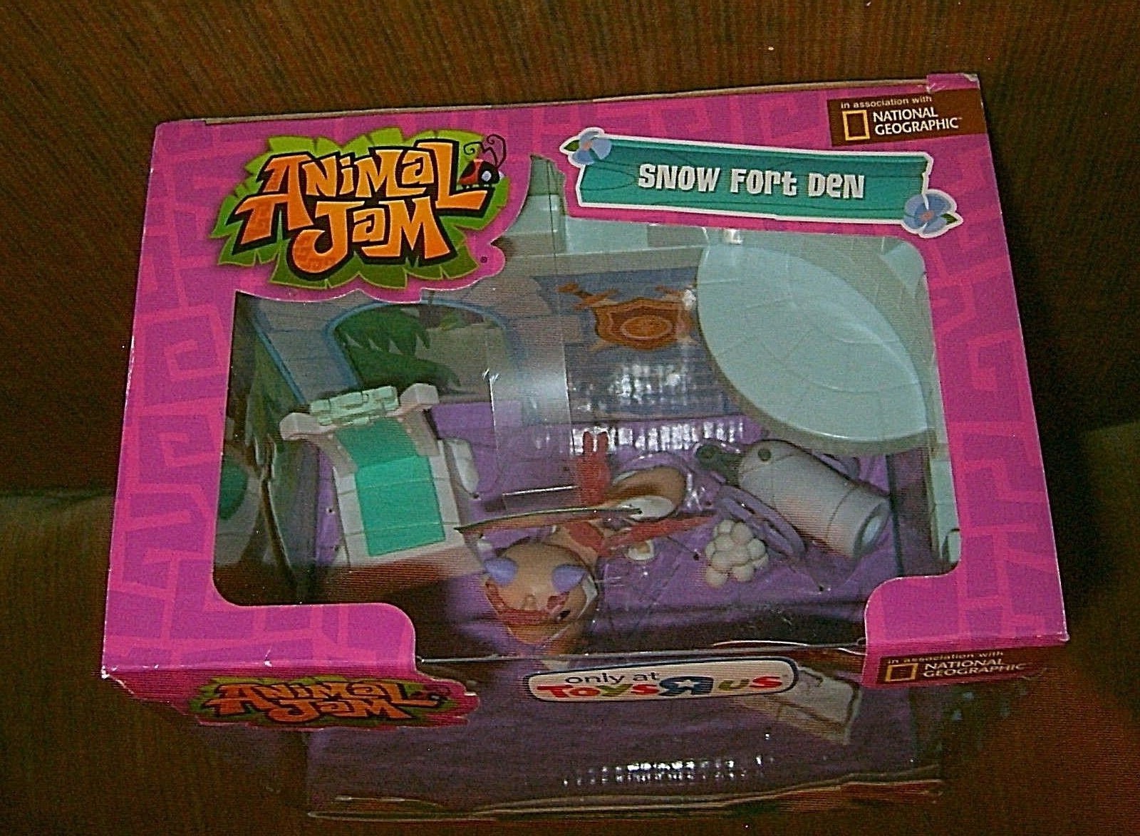Animal Jam Snow Fort Den, 2016 Toys R Us Exclusive NIB | eBay