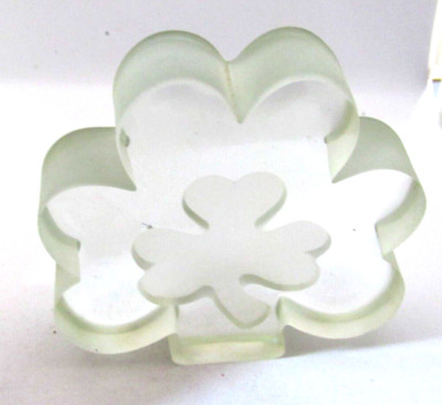 🍀 Glass Shamrock Paperweight / Knickknack ETCHED IRISH GIFT 🍀 #oz | eBay