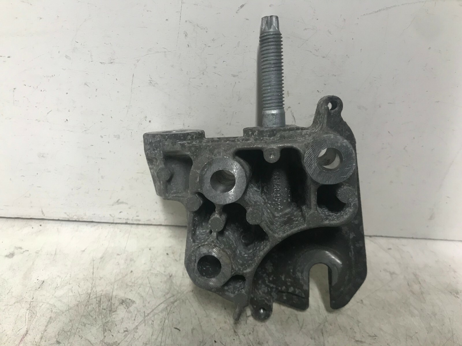 FORD FOCUS OR C MAX 2.0 DIESEL ENGINE MOUNT / MOUNTING 6M51-6030-BA ...