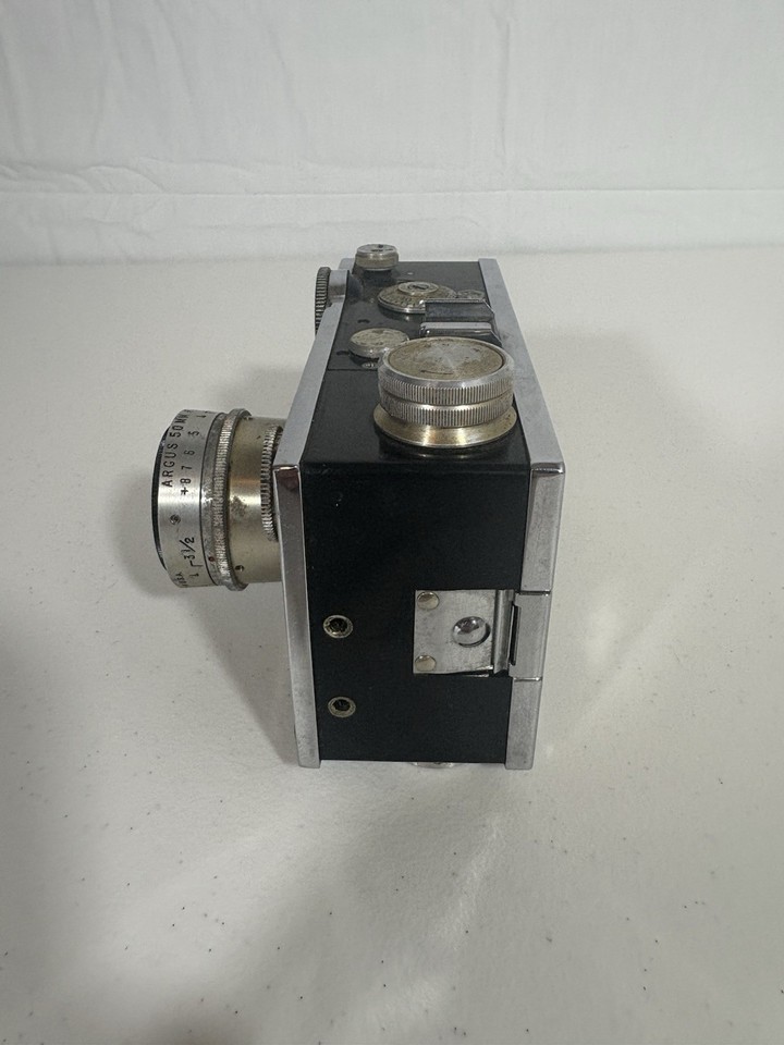 Vintage Argus C3 Match-Matic Rangefinder 35mm Film Camera The Brick ...