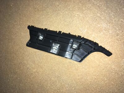 GMC GM OEM 15-18 Yukon XL Front Bumper-Bumper Cover Guide Left 22806324 ...