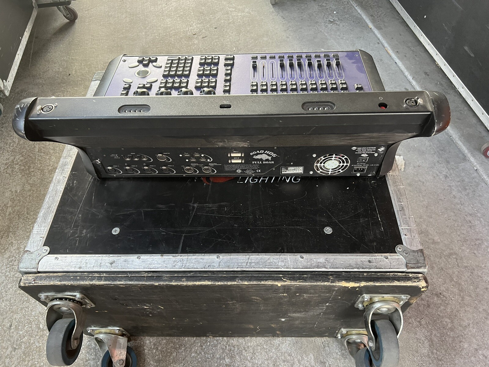 High End Systems Road Hog Full Boar Lighting Console /rolling Case ...