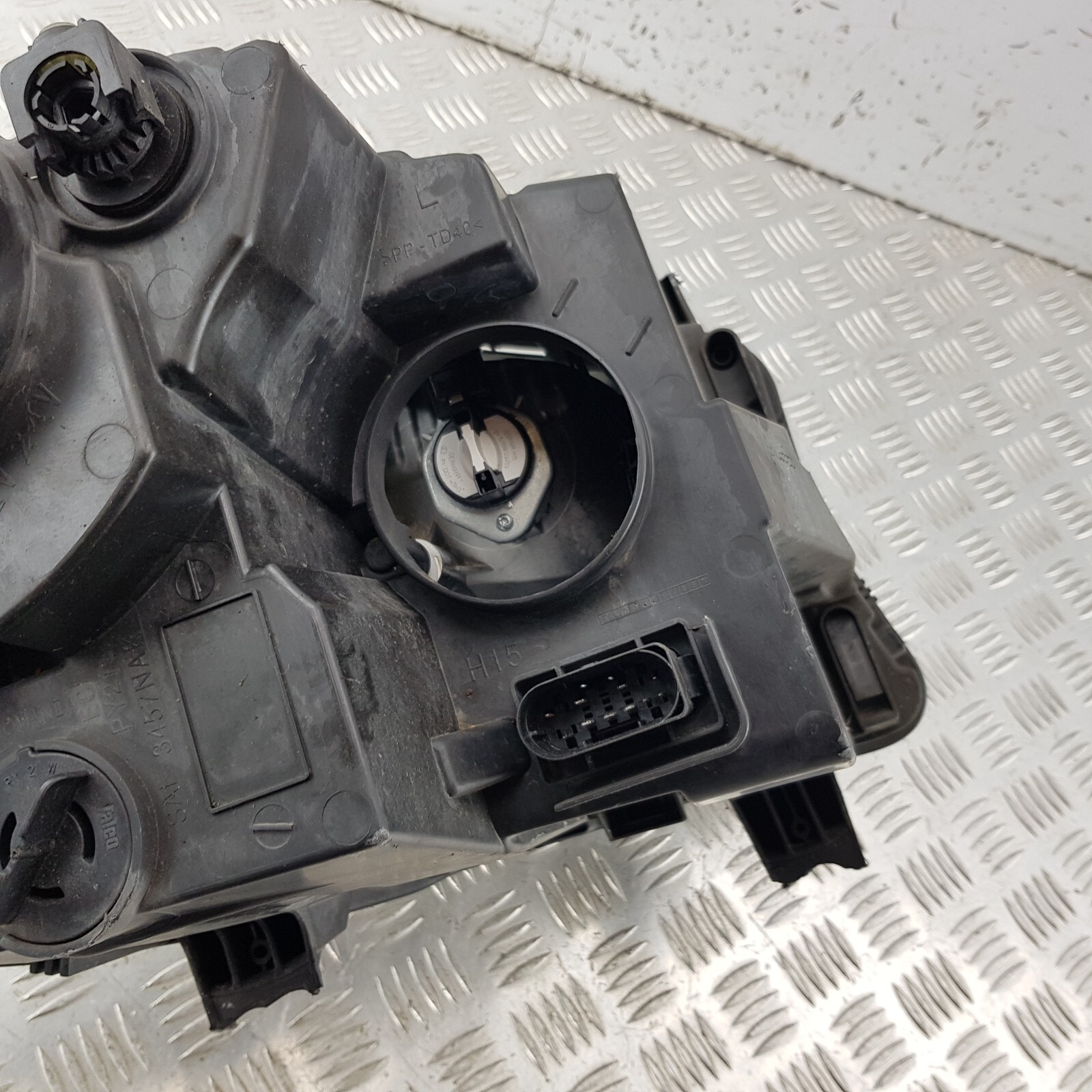 MERCEDES SPRINTER W910 Left Side Headlight A9109060200 Genuine 2019 ...