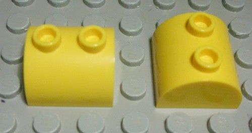 LEGO Stone Rounded 2x2x1 Yellow 2 Piece (131 #) | eBay