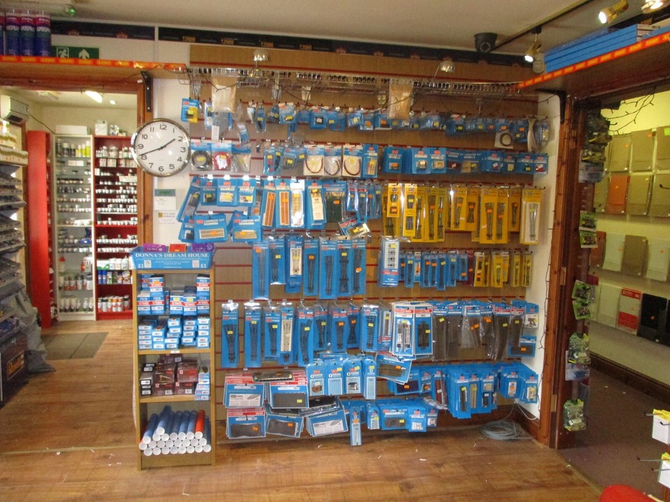 DCC Concepts DCB-BDKIT Baseboard Alignment Dowel Starter Kit with ...