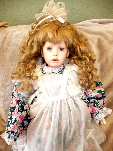 THE DOLL ARTWORKS 29" PORECELAIN DOLL 1992 Shay DONNA RUBERT 1991 ...