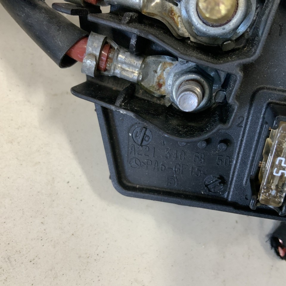 10-14 Mercedes W221 S550 Front Under Hood Fuse Power Junction Box Relay ...