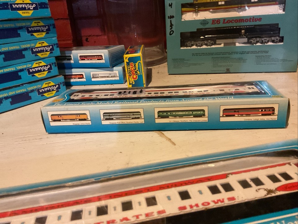 HO Scale IHC 49751 Observation Heavyweight Car James E Strates Shows ...