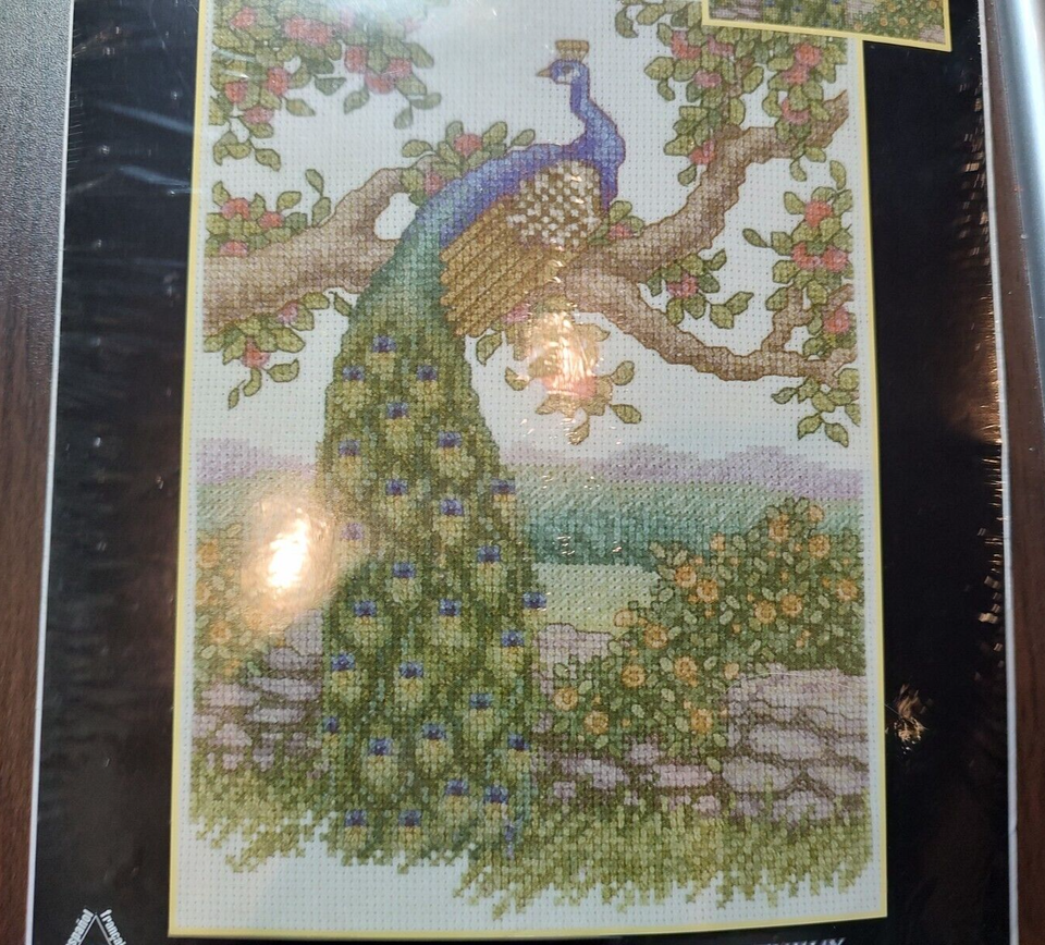 Peacock Majesty - Teresa Wentzler in Miniature Counted Cross Kit ...