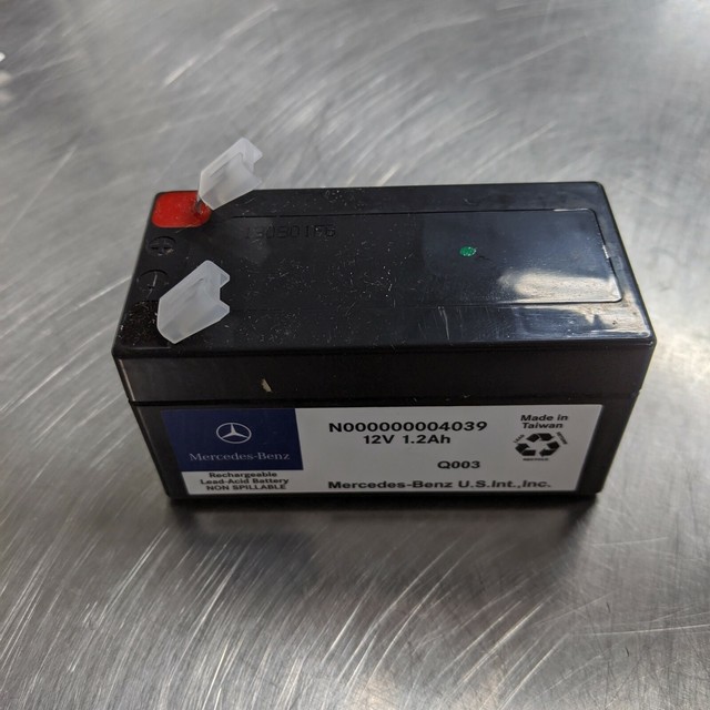 Genuine Mercedes Auxiliary Battery 000000-004039 | eBay