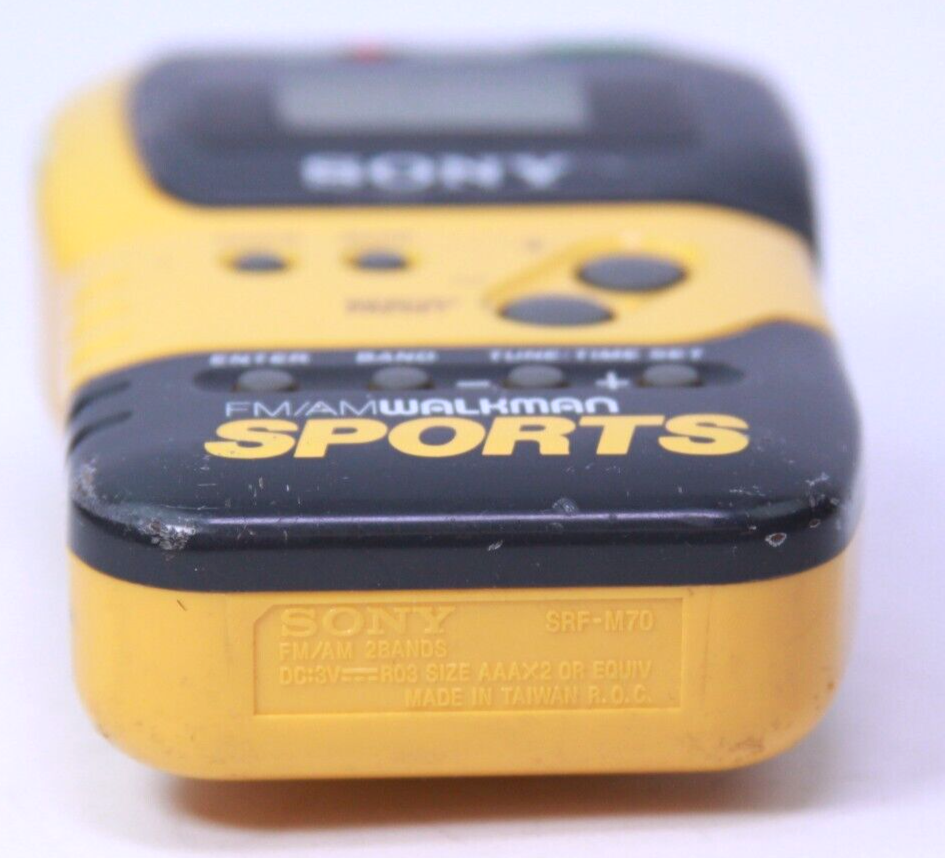 Sony SRF-M70 Walkman Sports AM/FM Radio - Tested works! | eBay