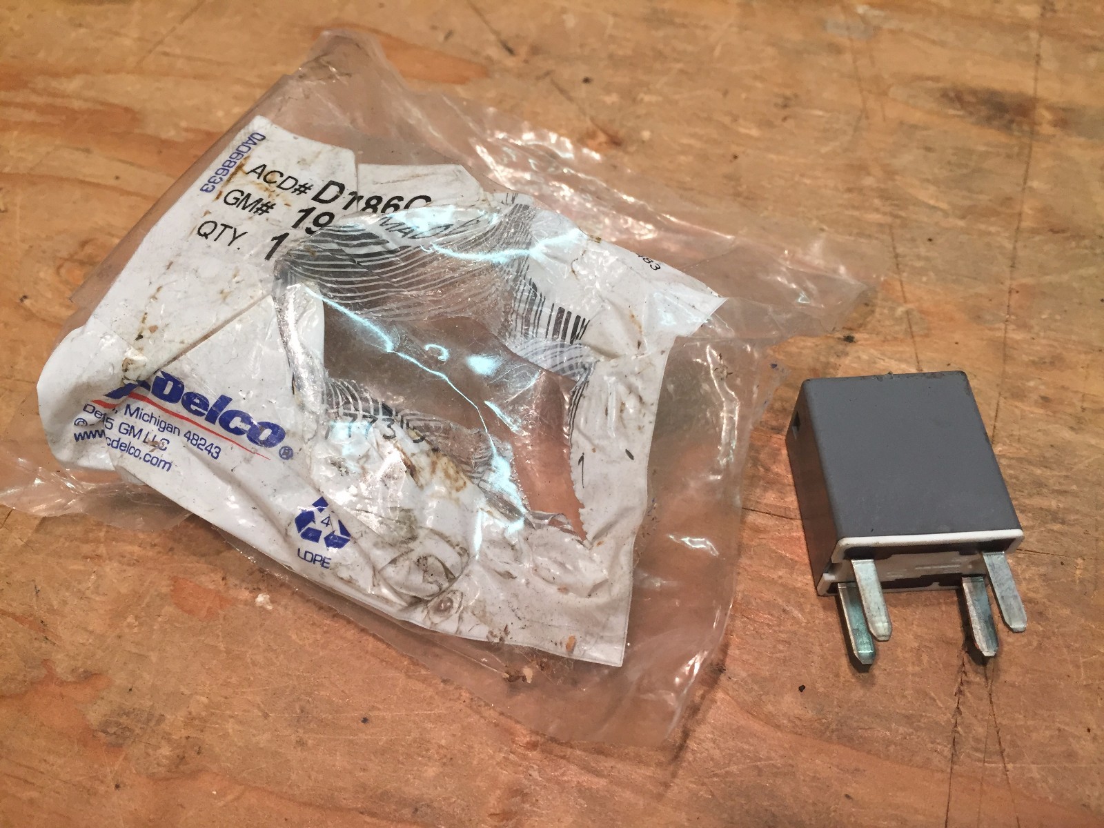 Genuine NOS GM A/C Delco 4 Pin Relay OE Part Number 19116057 and D1786C ...