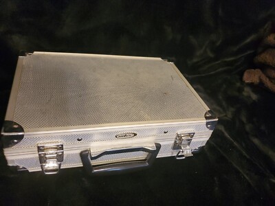 Intec Hard Aluminum Silver Carrying Case for Nintendo Game Boy Advance ...