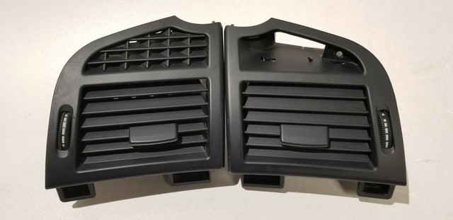 QA2095 2007-2013 MERCEDES S500 W221 FRONT RIGHT & LEFT AIR VENTS ...