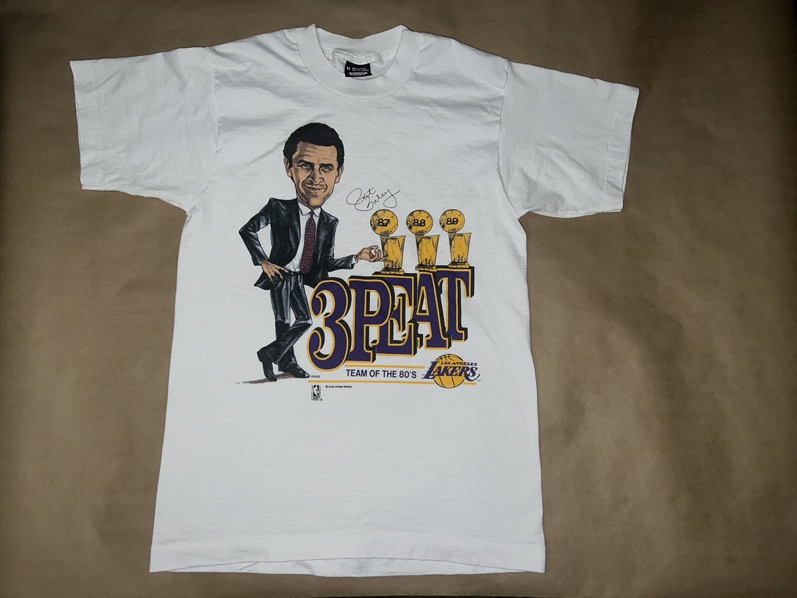 VINTAGE 1989 Los Angeles Lakers 3Peat Team of the 80s Pat Riley T Shirt ...