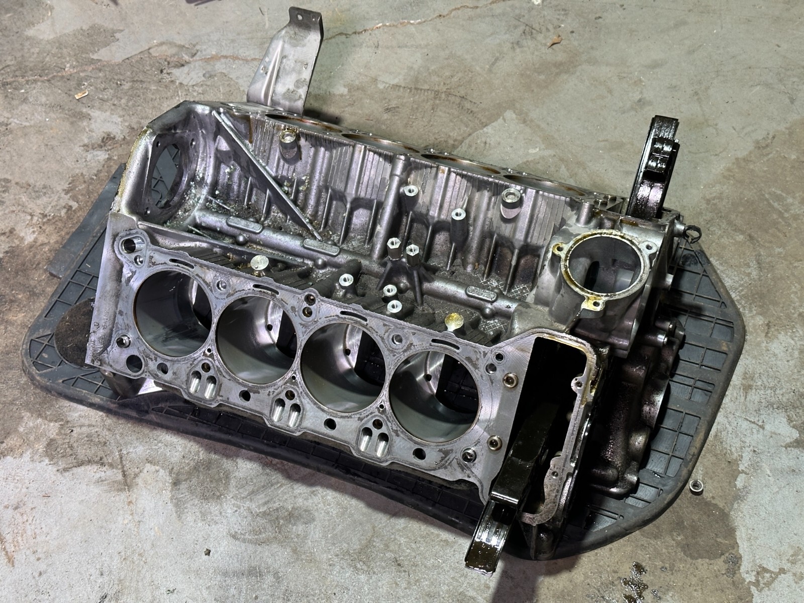 08-13 BMW E9X M3 S65 4.0L V8 ENGINE BARE SHORT BLOCK OEM | eBay