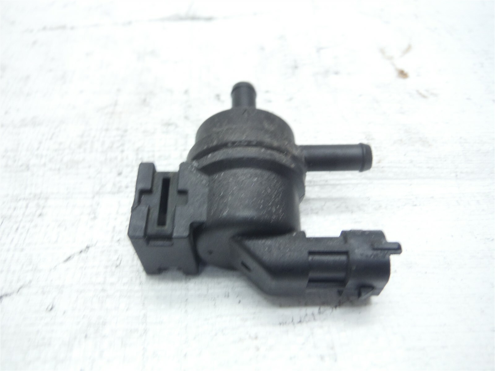 2011-2017 HYUNDAI ACCENT AZERA PURGE CONTROL VALVE ASSEMBLY OEM 28910 ...