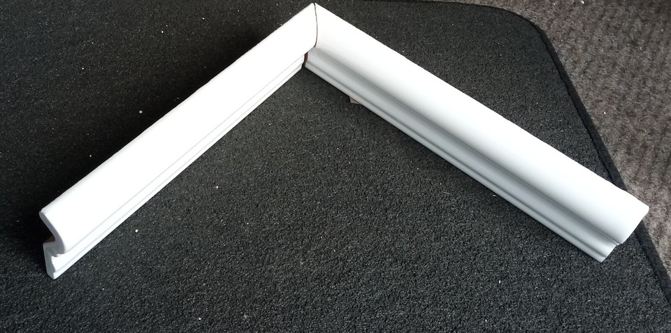 Packs of Gloss Subway Border Dado Tile mouldings. 20x5cm White | eBay UK