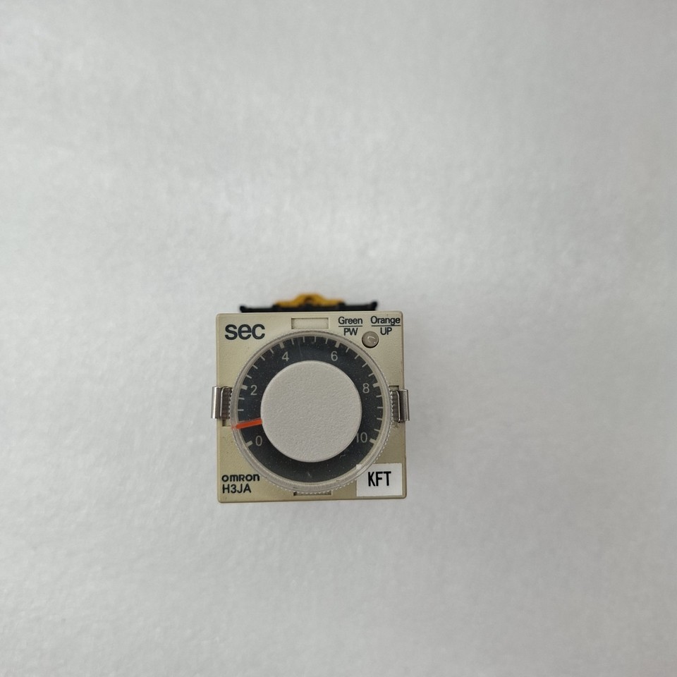 Omron H3JA-8C Timer 0-10 Sec 5A 250 VAC With Base Unit | eBay UK