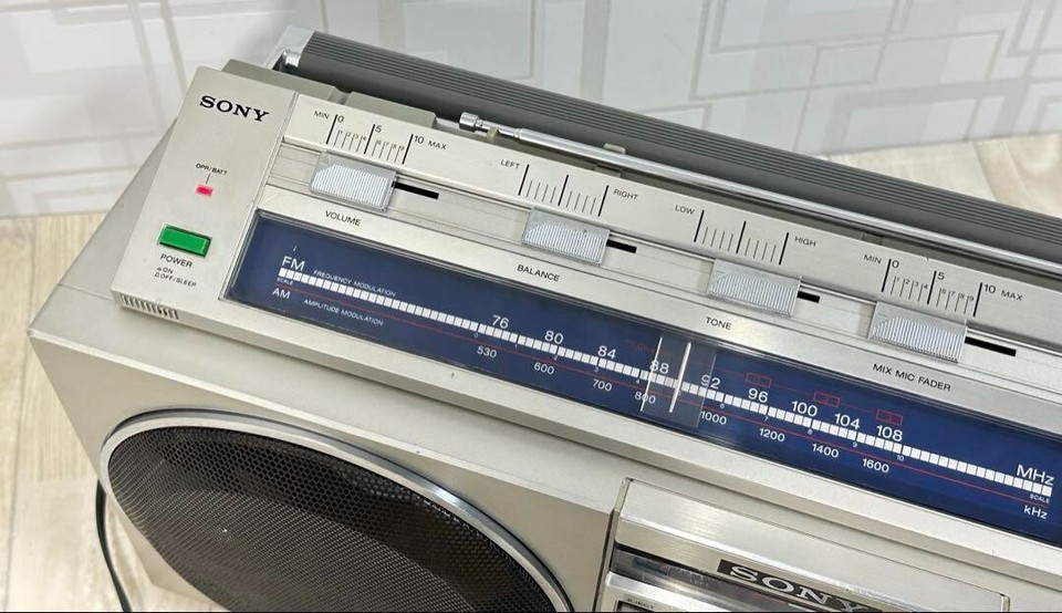 SONY CFS-77 Boombox Vintage 1980s Fully Functional Radio Cassette ...